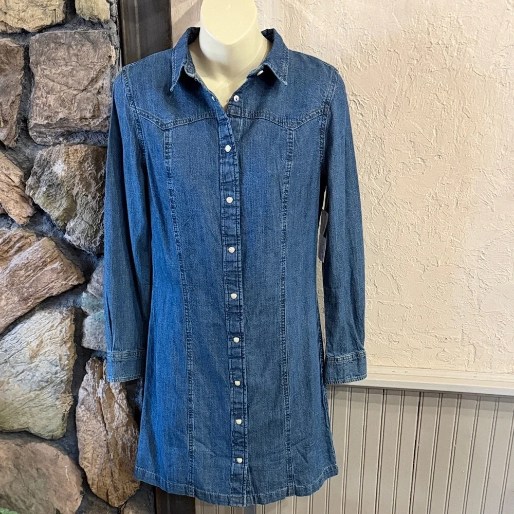 Lee | Dresses | Lee Dark Blue Denim Shirt Dress With Chest Logo Tag ...